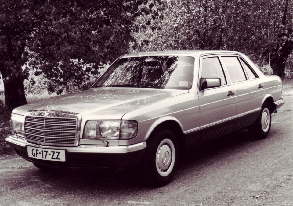 Uit de oude doos: Mercedes-Benz persfoto’s – Klassiekerrally.nl