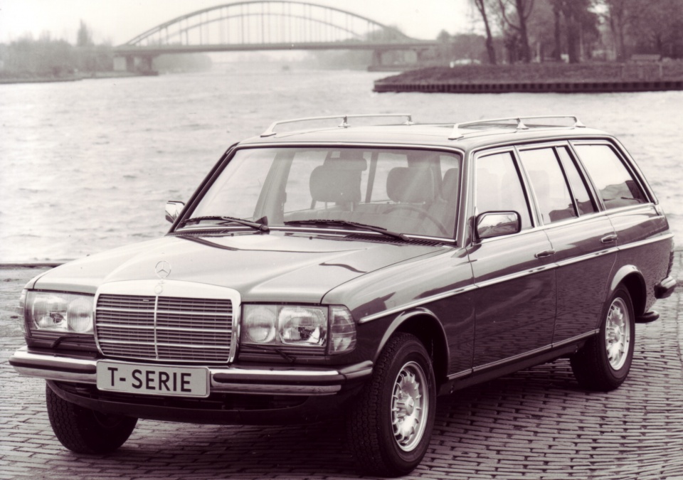 Uit de oude doos: Mercedes-Benz persfoto’s – Klassiekerrally.nl